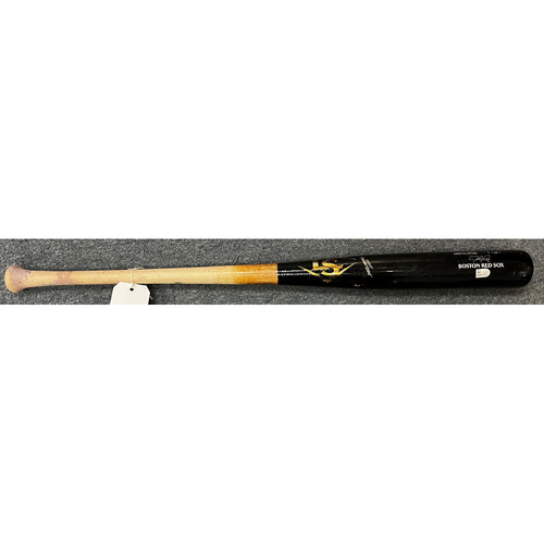 Justin Turner Team Issued Bat - Uncracked | Red Sox Auctions