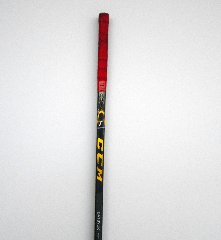#13 Pavel Datsyuk Game Used Stick - Autographed - Detroit Red Wings ...