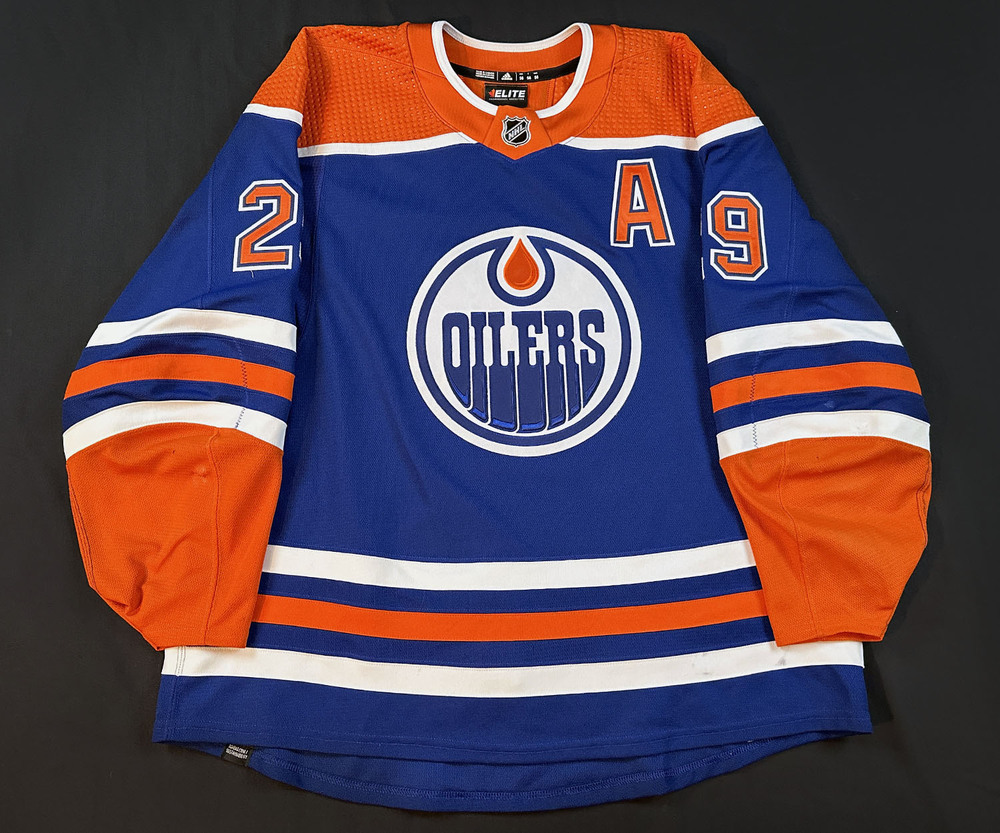 Leon Draisaitl #29 - 2022-23 Edmonton Oilers Game-Worn Royal Blue Set ...