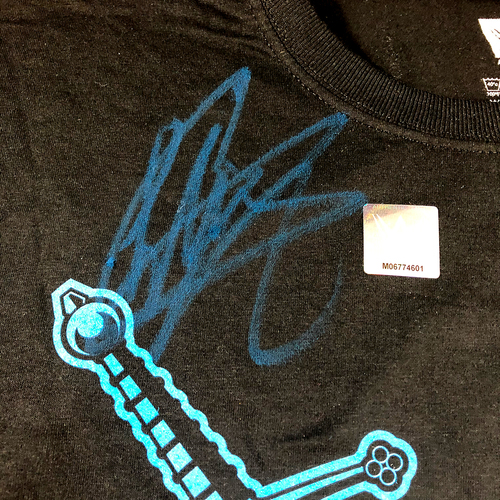 Drew McIntyre SIGNED Big Daddy Claymore Special Edition T-Shirt | WWE ...