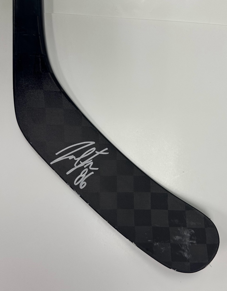 #86 Joel Farabee Game Used Stick - Autographed - Philadelphia Flyers ...