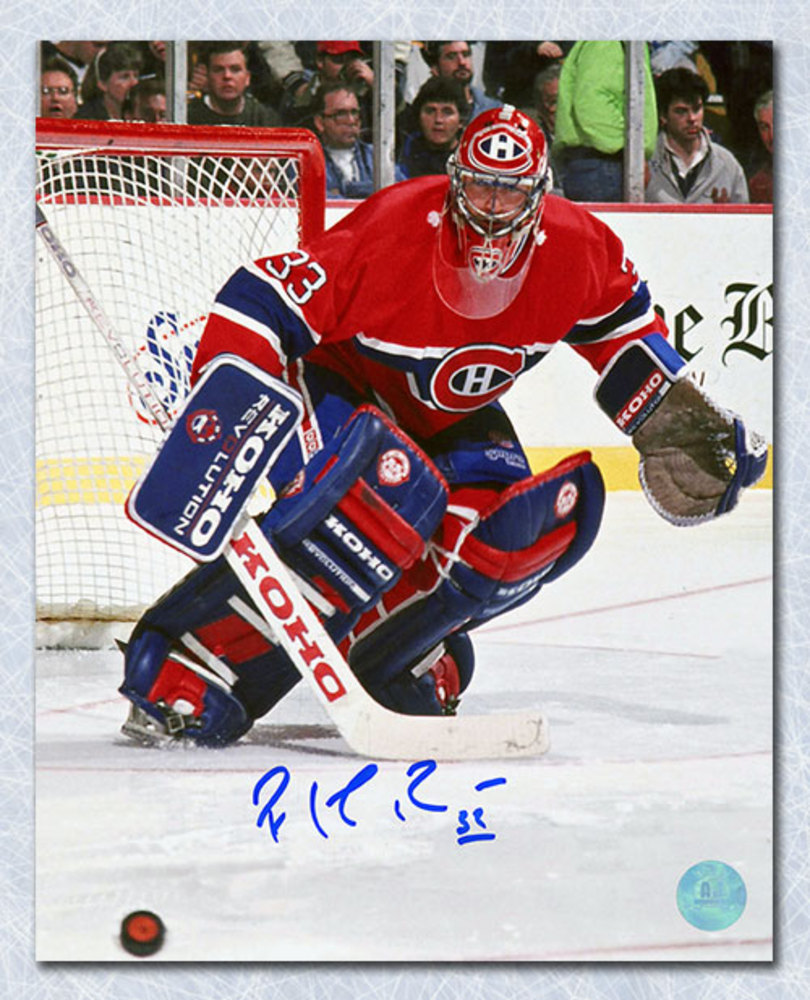 Patrick Roy Montreal Canadiens Autographed Goal Defence 8x10 Photo ...