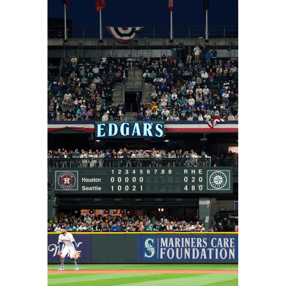 Mariners Care Foundation: 2025 Honorary Scoreboard Operator Experience ...