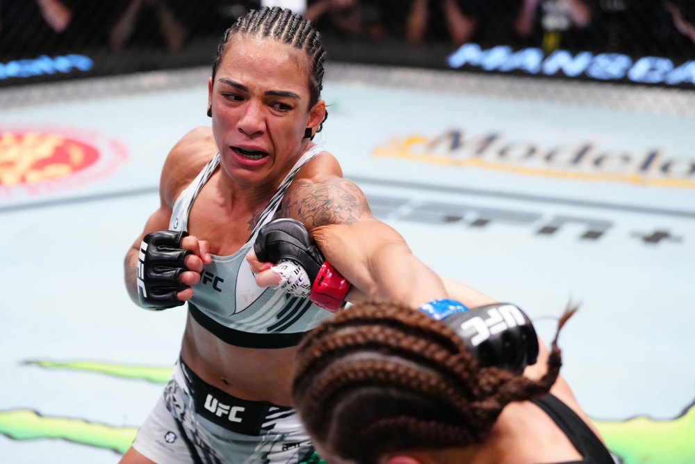 Viviane Araújo Signed Event Worn Gloves - UFC FN: Grasso vs Araújo ...