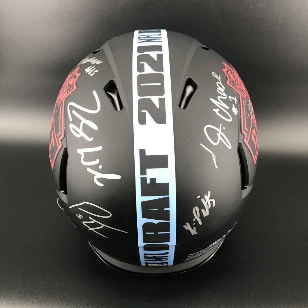 NFL - Multi Signed 2021 NFL Draft Helmet Signed by Mac Jones, DeVonta ...