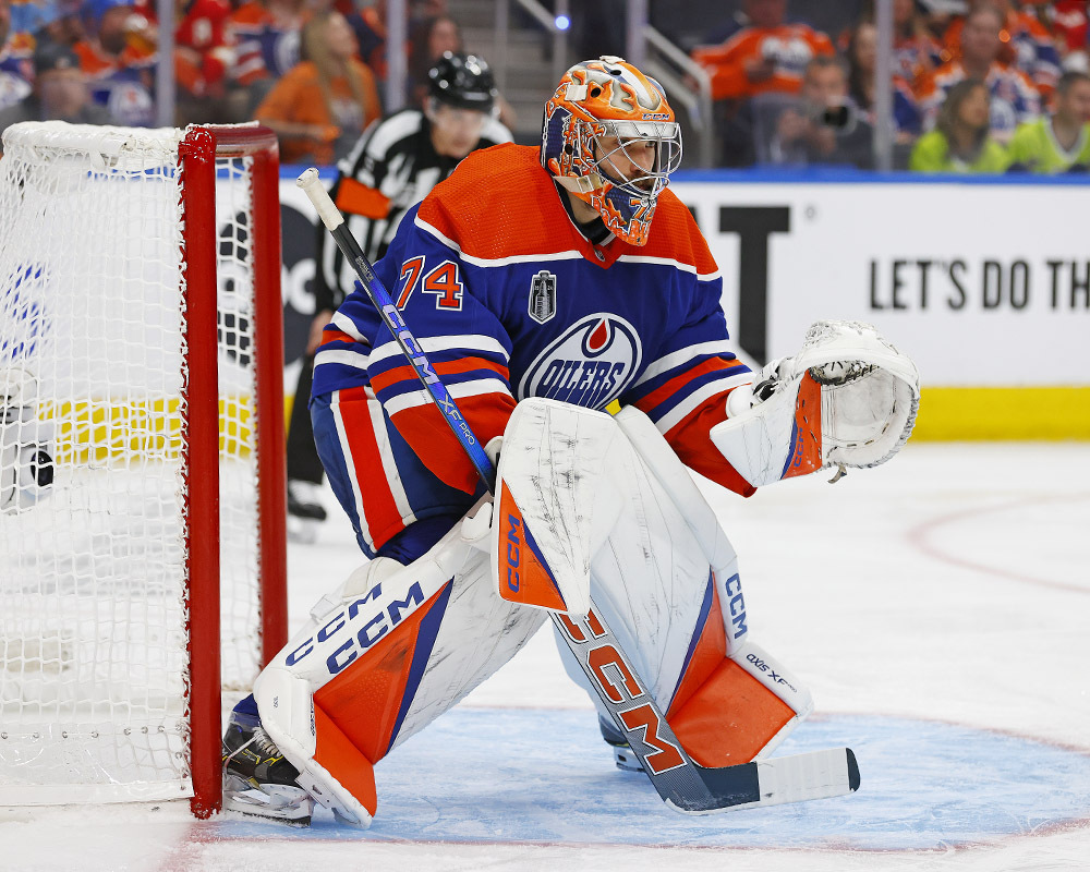 Stuart Skinner #74 - Autographed 2023-24 Edmonton Oilers Game-Used CCM Trapper, Blocker & Goal ...