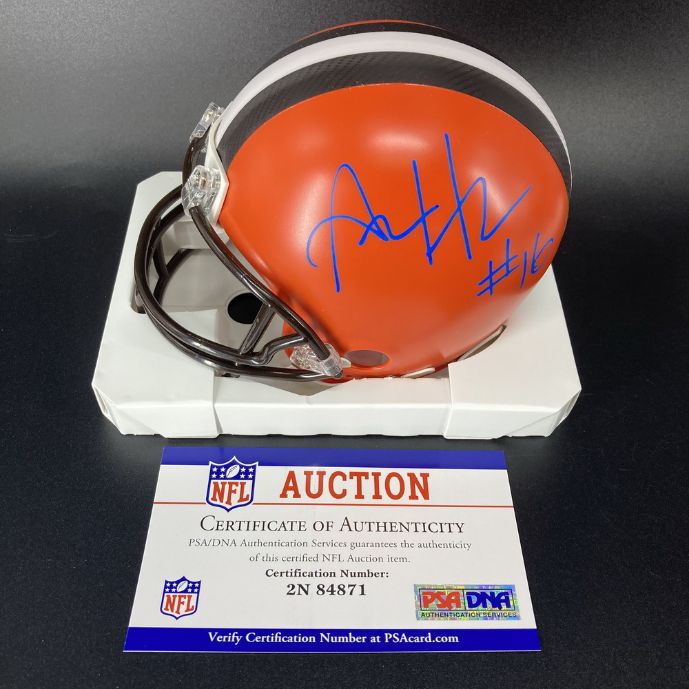 NFL - Browns Andrew Hawkins Signed Mini Helmet | The official auction ...
