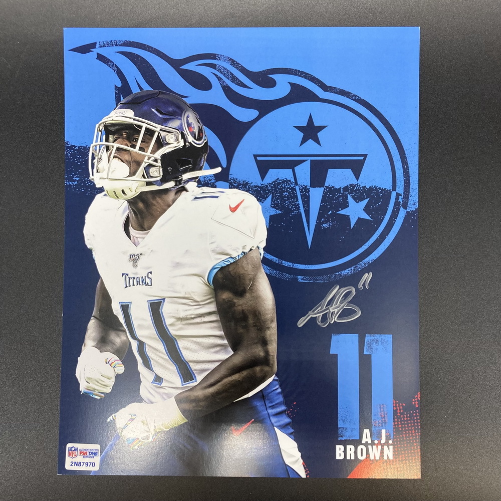Titans - AJ Brown Signed 8x10 Photo | The official auction site of the ...