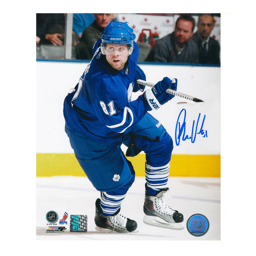 PHIL KESSEL Signed Toronto Maple Leafs 8 X 10 Photo - 70454 - NHL Auctions