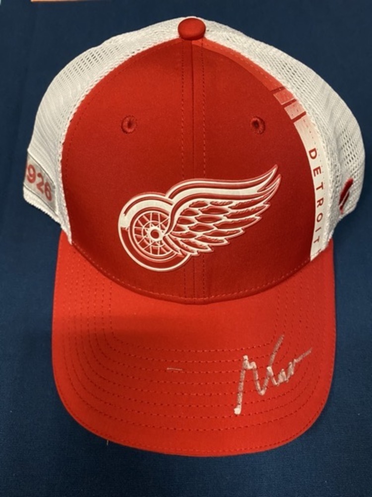 2022 NHL Draft Hat Autographed by #8 Pick in the Draft - Marco Kasper ...
