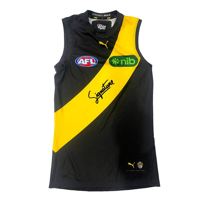 Official Memorabilia Auctions