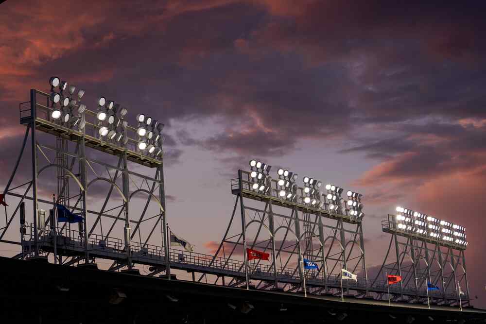 Wrigley Field Collection -- Rooftop Flag -- Cubs Logo | Chicago Cubs ...