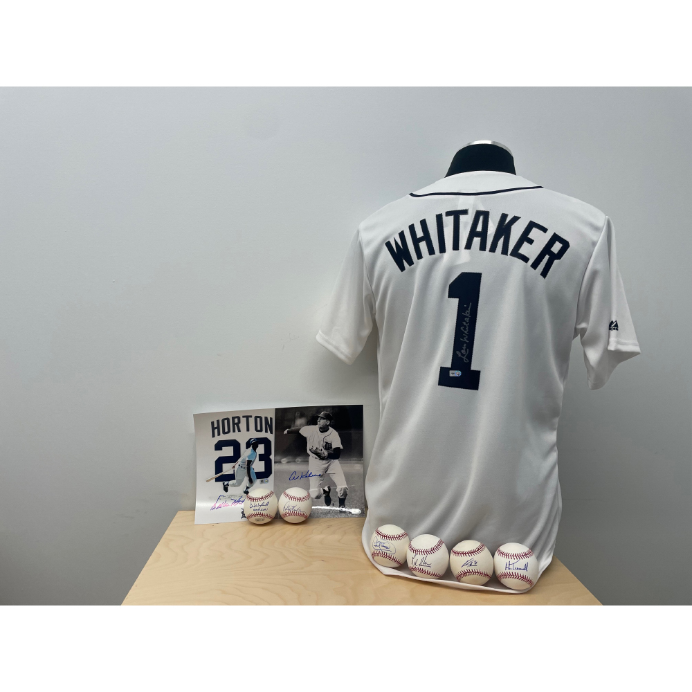 Detroit Legends Memorabilia Package #1 | Detroit Tigers Auctions