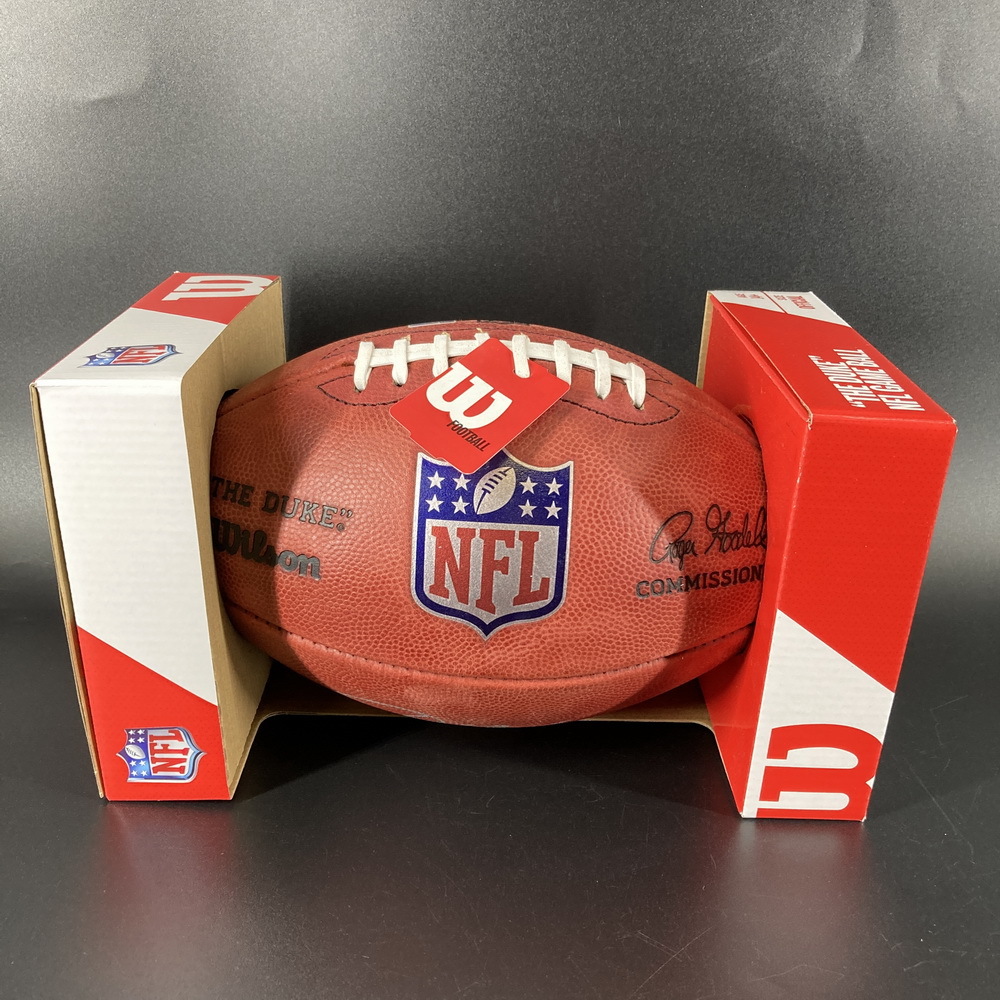 HOF - Buccaneers Derrick Brooks Signed Authentic Football | The ...