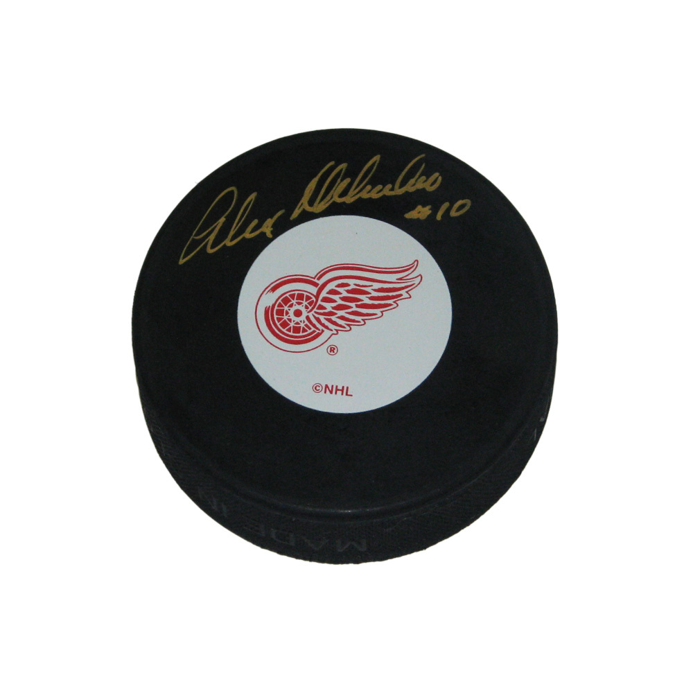 ALEX DELVECCHIO Signed Detroit Red Wings Puck - NHL Auctions