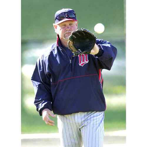 Ron Gardenhire Autographed Jersey | Minnesota Twins Auctions
