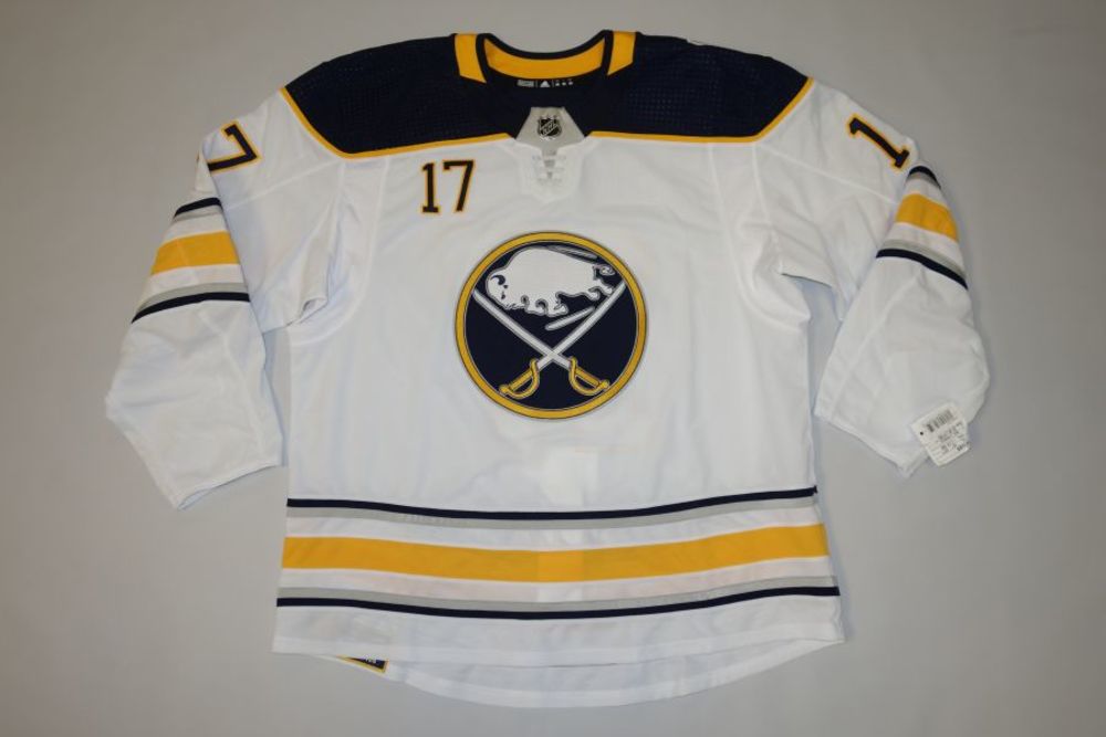 Wayne Simmonds 2019-20 Buffalo Sabres Game-Issued Set 3 Away Jersey (2 ...